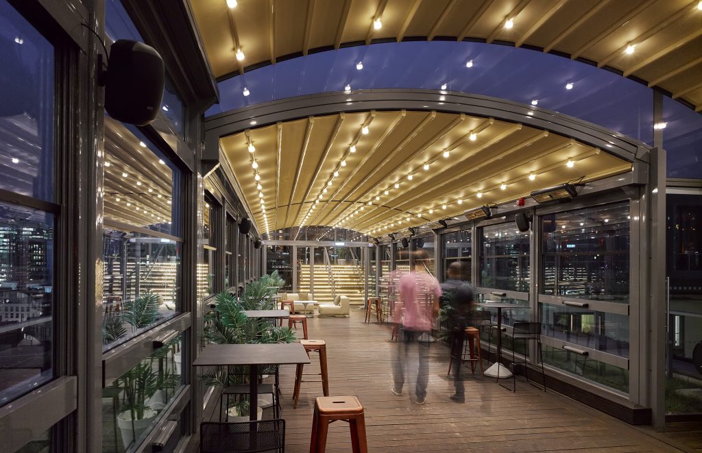 Canopies UK – Raising the roof at Hilton’s brand new bar | Ontrade Progress